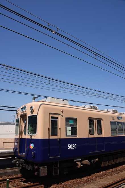 尼崎車庫 5001形 5017F の写真 |鉄道写真投稿サイトTrain-Directory