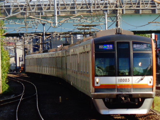 和光検車区 東京メトロ10000系 10103F の写真 |鉄道写真投稿サイトTrain-Directory