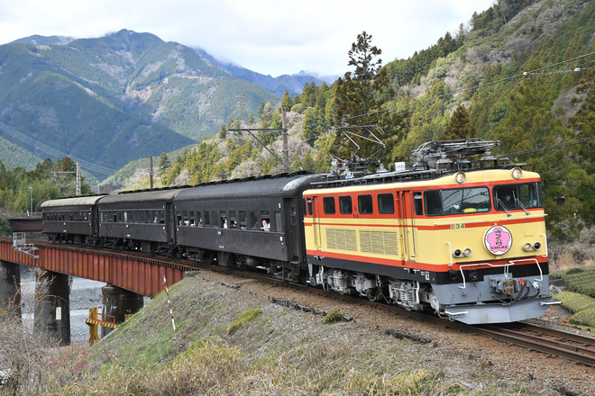 新金谷車両区 E31形 E34 の写真 |鉄道写真投稿サイトTrain-Directory