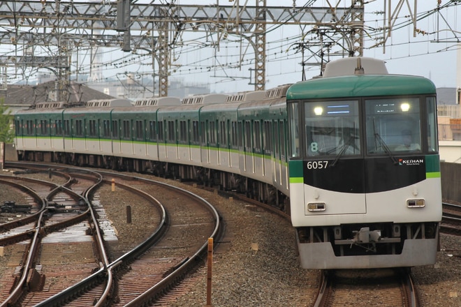 寝屋川車両工場 6000系 6007F の写真 |鉄道写真投稿サイトTrain-Directory