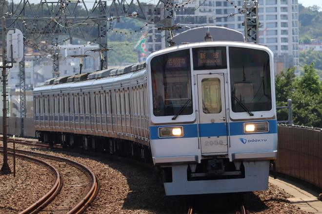 海老名検車区 2000形 2058F の写真 |鉄道写真投稿サイトTrain-Directory