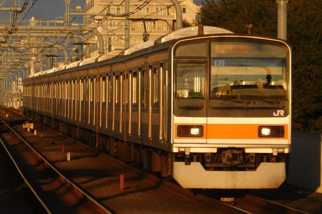 豊田車両センター本区 209系 トタ82編成 の写真 |鉄道写真投稿サイトTrain-Directory