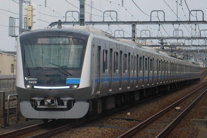 喜多見検車区 5000形 5058×10 の写真 |鉄道写真投稿サイトTrain-Directory