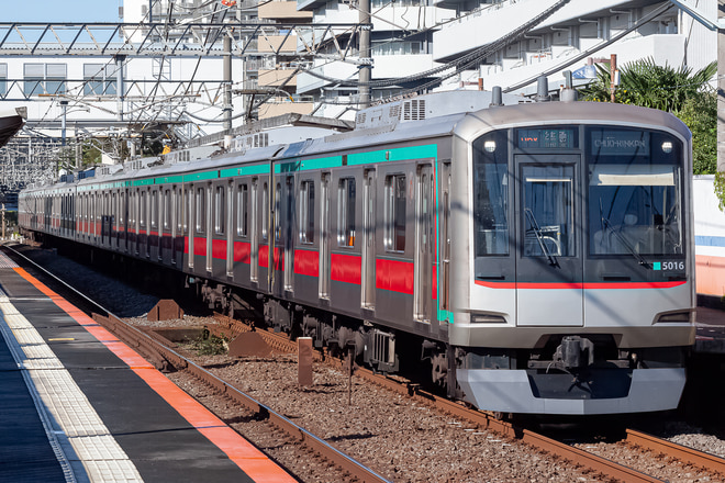 5000系 5116F の写真 |鉄道写真投稿サイトTrain-Directory