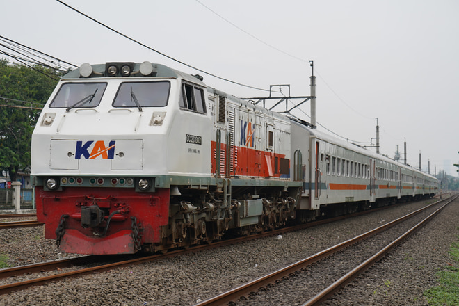 CC203 の写真 |鉄道写真投稿サイトTrain-Directory