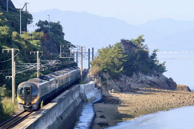 松山運転所 8600系 E14編成 の写真 |鉄道写真投稿サイトTrain-Directory
