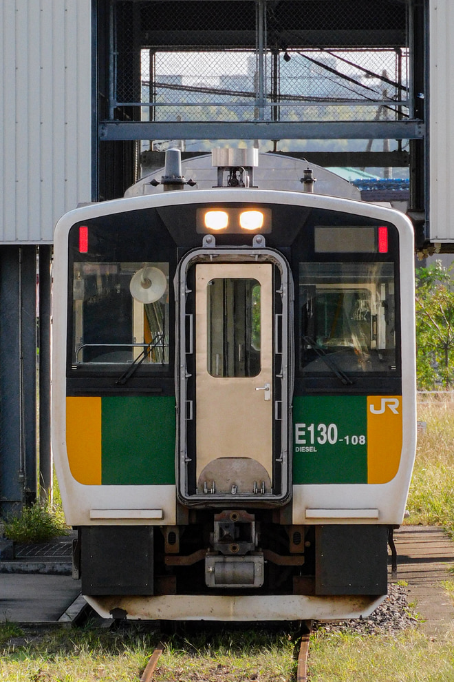 幕張車両センター木更津派出 キハE130系100番台 108 の写真 |鉄道写真投稿サイトTrain-Directory