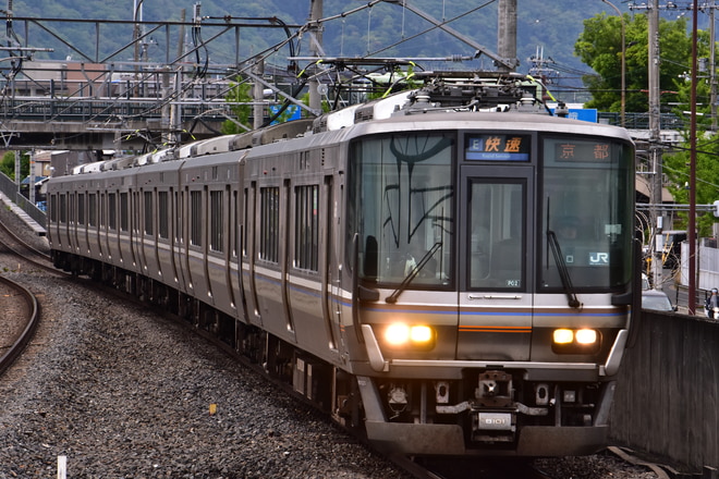 吹田総合車両所京都支所 223系 P02編成 の写真 |鉄道写真投稿サイトTrain-Directory