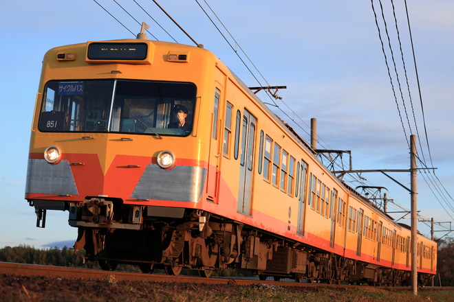 保々車両区 851系 851F の写真 |鉄道写真投稿サイトTrain-Directory