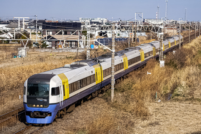 幕張車両センター 255系 マリBe-02編成 の写真 |鉄道写真投稿サイトTrain-Directory