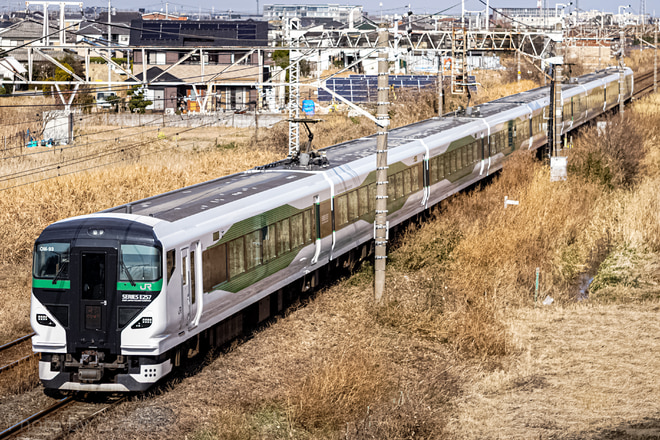 大宮総合車両センター東大宮センター E257系5000番台 マリOM-93編成 の写真 |鉄道写真投稿サイトTrain-Directory