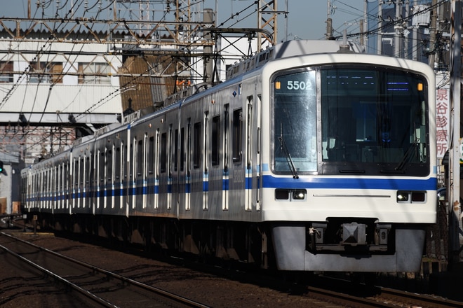 光明池車庫 5000系 5501F の写真 |鉄道写真投稿サイトTrain-Directory