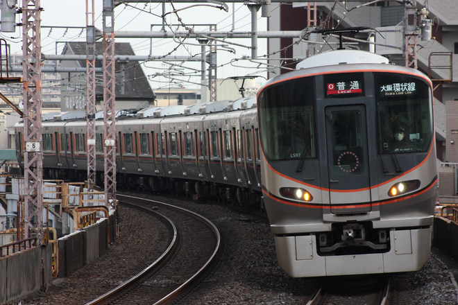 吹田総合車両所森ノ宮支所 323系 LS07編成 の写真 |鉄道写真投稿サイトTrain-Directory