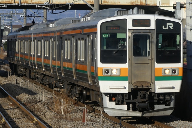 高崎車両センター 211系 タカA57編成 の写真 |鉄道写真投稿サイトTrain-Directory
