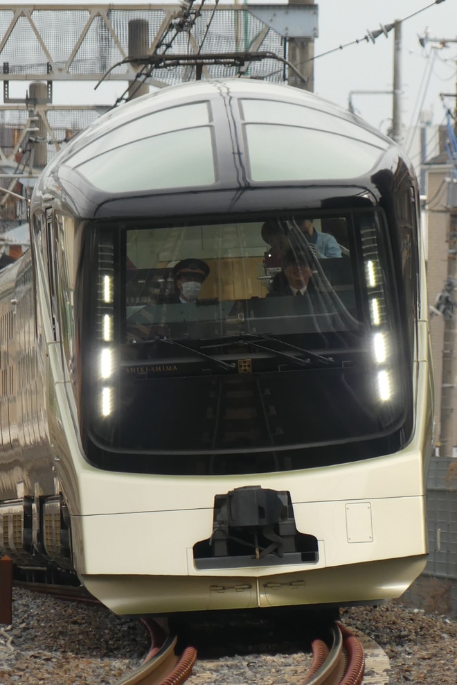 尾久車両センター E001系 の写真 |鉄道写真投稿サイトTrain-Directory