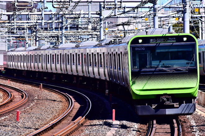 東京総合車両センター本区 E235系 トウ12編成 の写真 |鉄道写真投稿サイトTrain-Directory