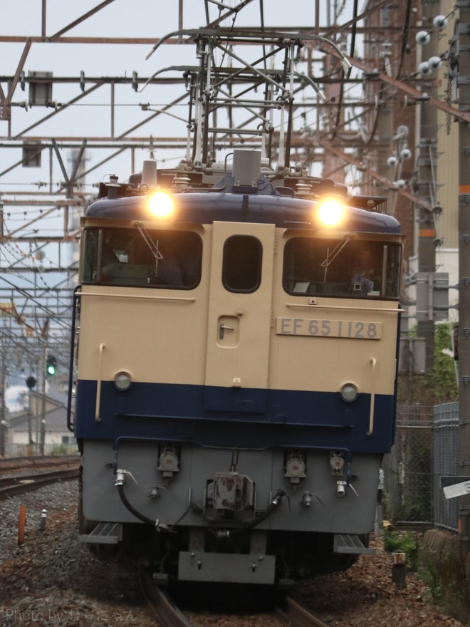 下関総合車両所運用検修センター EF65 1128 の写真 |鉄道写真投稿サイトTrain-Directory