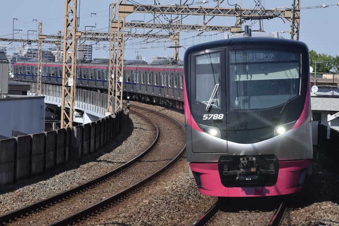 若葉台検車区 5000系 5738F の写真 |鉄道写真投稿サイトTrain-Directory