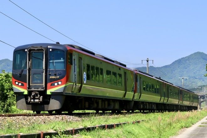 高知運転所 2700系 2807 の写真 |鉄道写真投稿サイトTrain-Directory