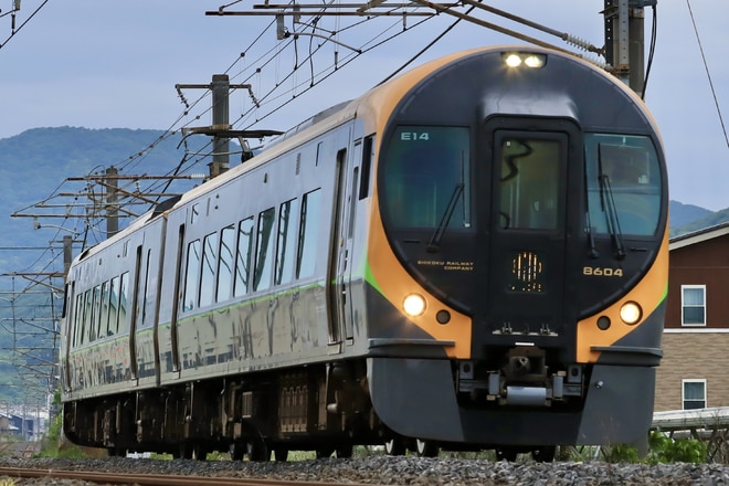 松山運転所 8600系 E14編成 の写真 |鉄道写真投稿サイトTrain-Directory