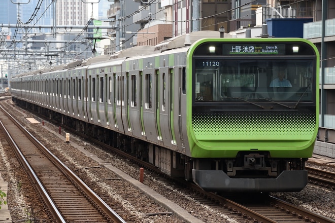 東京総合車両センター E235系 トウ30編成 の写真 |鉄道写真投稿サイトTrain-Directory