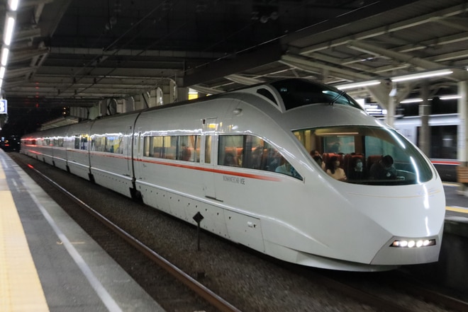 喜多見検車区 50000形 50001×10 の写真 |鉄道写真投稿サイトTrain-Directory