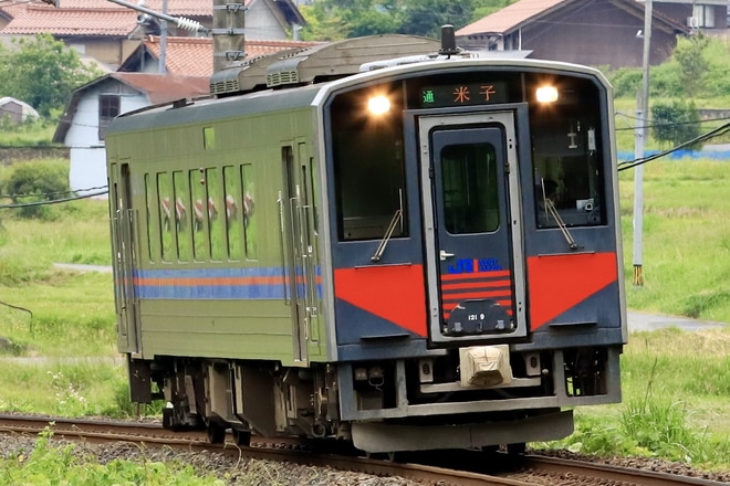 後藤総合車両所運用検修センター キハ121系 9 の写真 |鉄道写真投稿サイトTrain-Directory