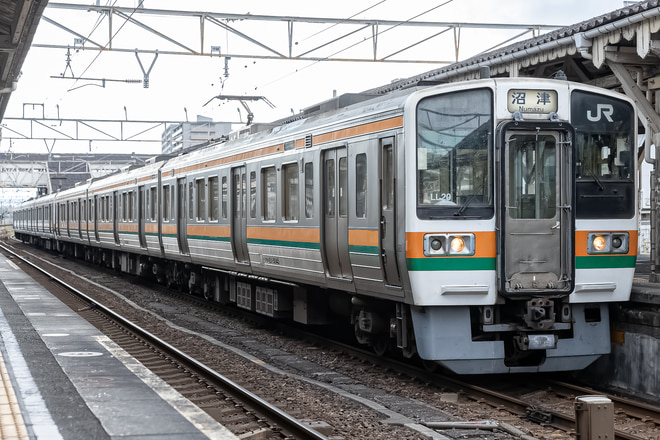 211系 シスLL20編成 の写真 |鉄道写真投稿サイトTrain-Directory