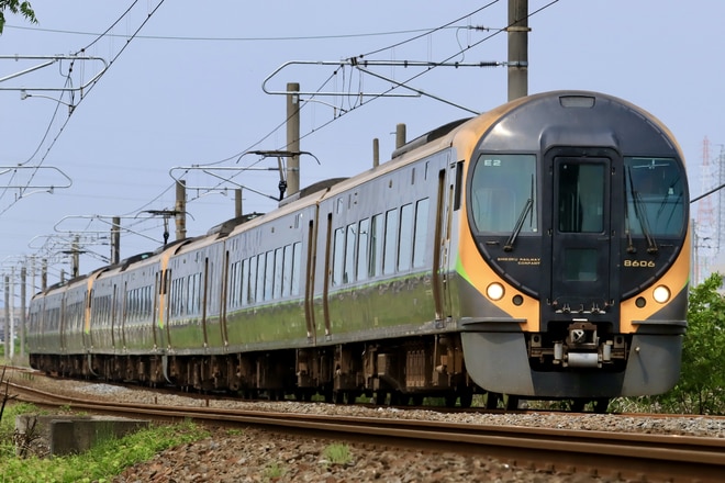 松山運転所 8600系 E2編成 の写真 |鉄道写真投稿サイトTrain-Directory