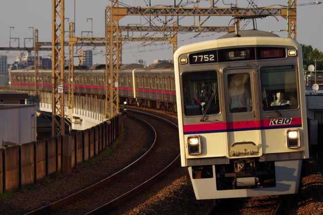 若葉台検車区 7000系 7702編成 の写真 |鉄道写真投稿サイトTrain-Directory