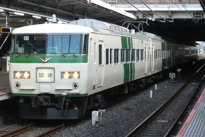 大宮総合車両センター東大宮センター 185系 オオB6編成 の写真 |鉄道写真投稿サイトTrain-Directory
