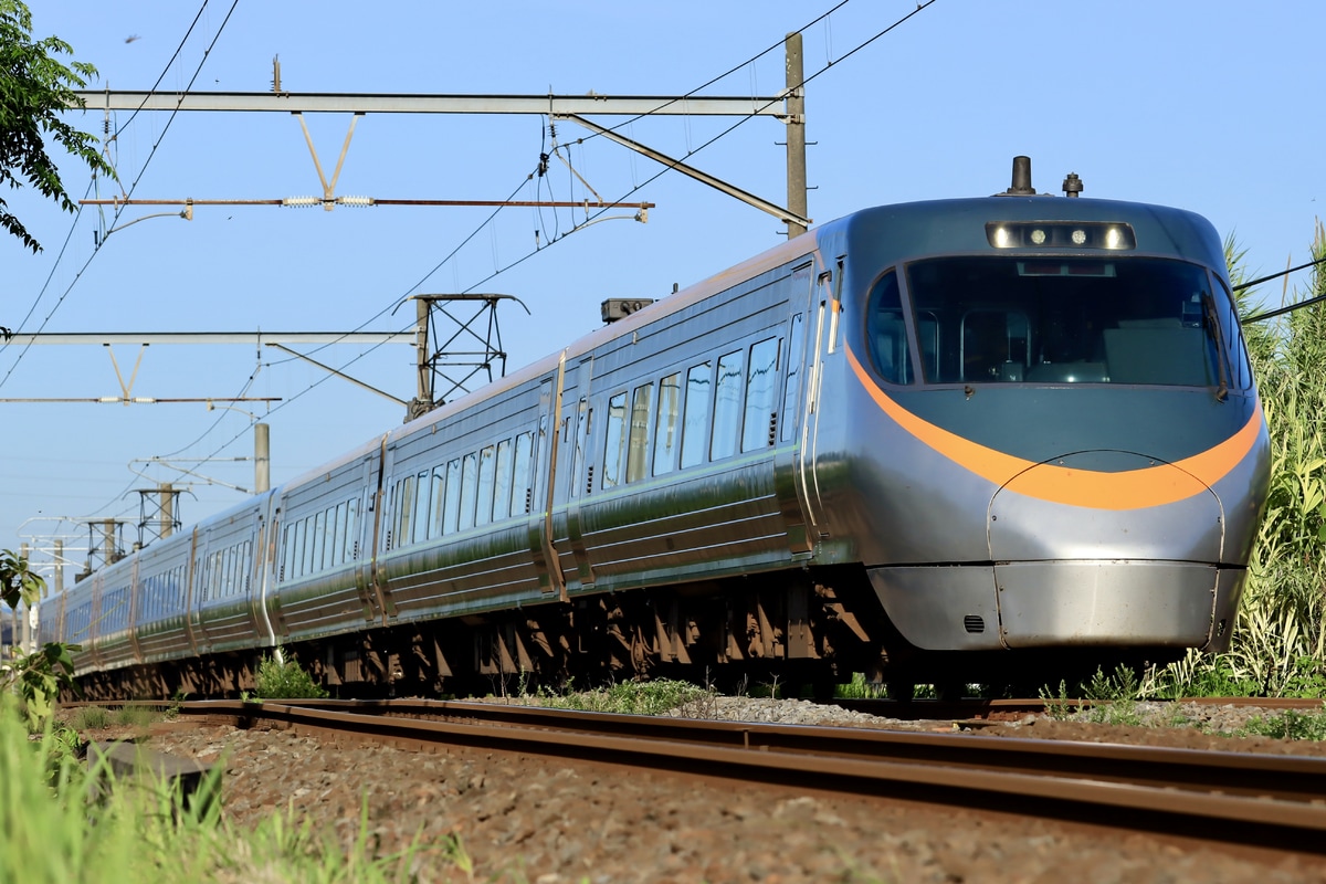 松山運転所 8000系 L1編成 の写真 |鉄道写真投稿サイトTrain-Directory