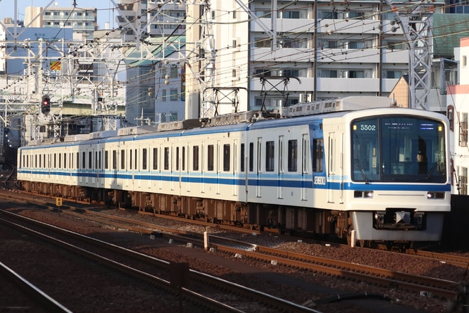 光明池車庫 5000系 5501F の写真 |鉄道写真投稿サイトTrain-Directory