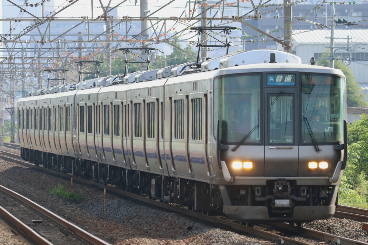 吹田総合車両所京都支所 223系 R54編成 の写真 |鉄道写真投稿サイトTrain-Directory
