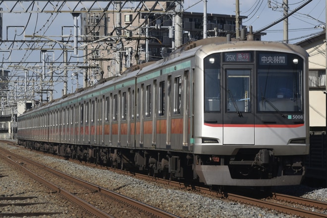 田園都市線 5000系 5108F の写真 |鉄道写真投稿サイトTrain-Directory