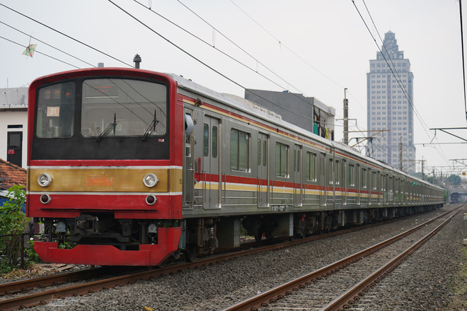 205系 の写真 |鉄道写真投稿サイトTrain-Directory