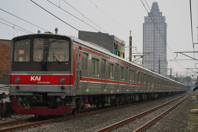 205系 の写真 |鉄道写真投稿サイトTrain-Directory