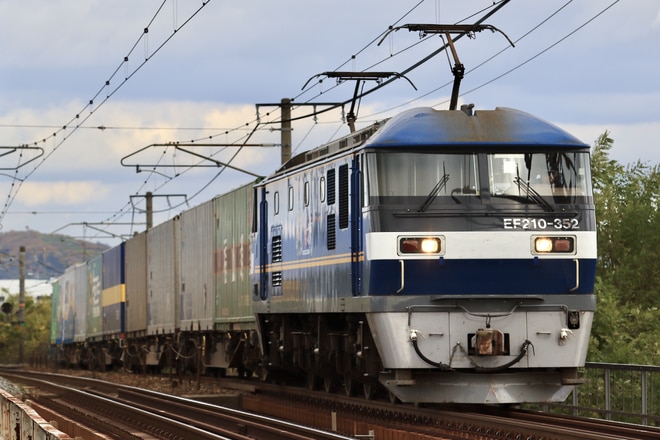 吹田機関区 EF210形 352 の写真 |鉄道写真投稿サイトTrain-Directory