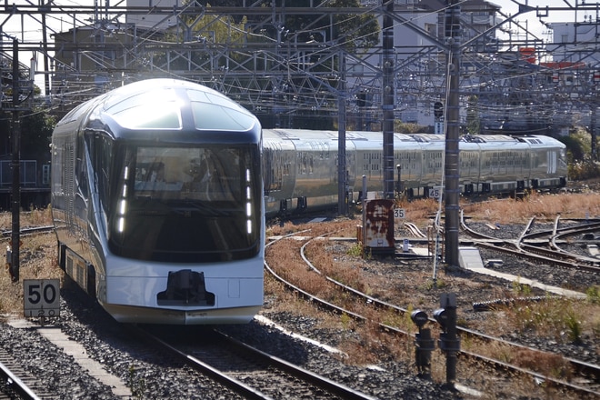 尾久車両センター E001系 の写真 |鉄道写真投稿サイトTrain-Directory