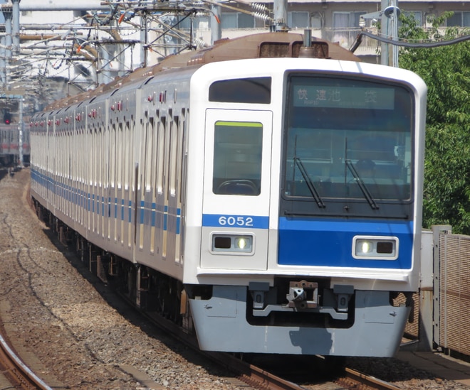 池袋線車両所小手指車両基地 6000系 6152F の写真 |鉄道写真投稿サイトTrain-Directory
