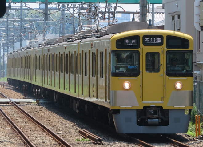 新宿線車両所玉川上水車両基地 新2000系 2507F の写真 |鉄道写真投稿サイトTrain-Directory
