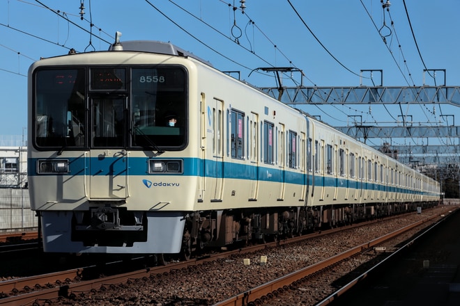 海老名検車区 8000形 8258×6 の写真 |鉄道写真投稿サイトTrain-Directory