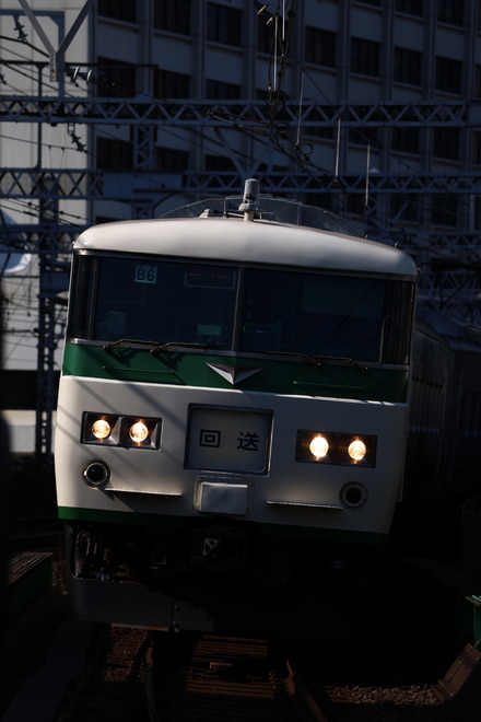 大宮総合車両センター東大宮センター 185系 オオB6編成 の写真 |鉄道写真投稿サイトTrain-Directory