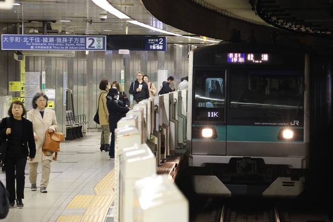 松戸車両センター本区 E233系 マト13編成 の写真 |鉄道写真投稿サイトTrain-Directory