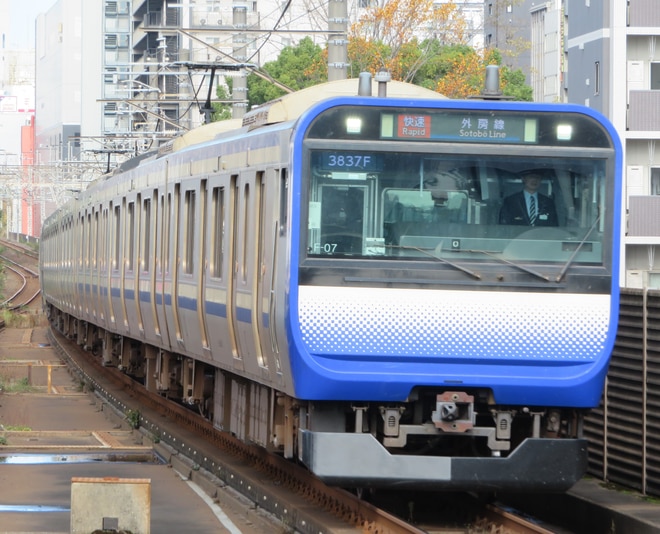 鎌倉車両センター本所 E235系 クラF-07編成 の写真 |鉄道写真投稿サイトTrain-Directory