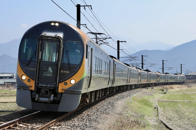 松山運転所 8600系 E1編成 の写真 |鉄道写真投稿サイトTrain-Directory