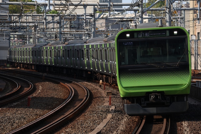 東京総合車両センター本区 E235系 トウ25編成 の写真 |鉄道写真投稿サイトTrain-Directory