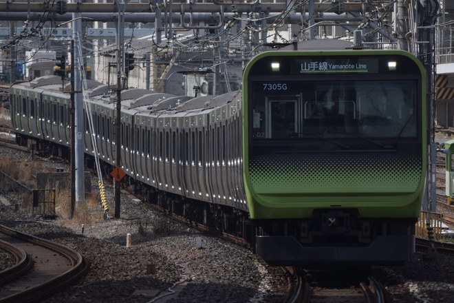 東京総合車両センター本区 E235系 トウ02編成 の写真 |鉄道写真投稿サイトTrain-Directory