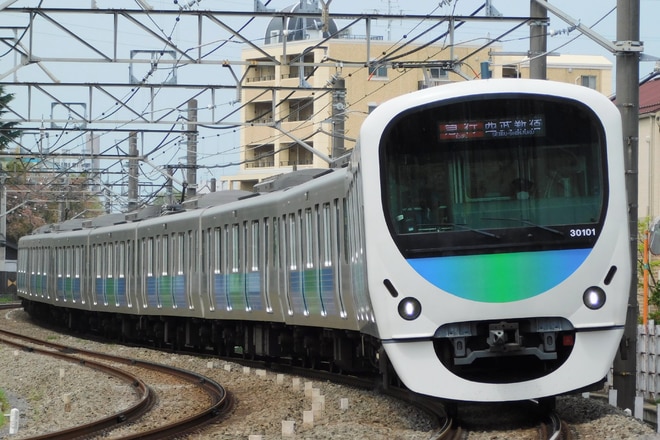 玉川上水車両基地 30000系 30101F の写真 |鉄道写真投稿サイトTrain-Directory