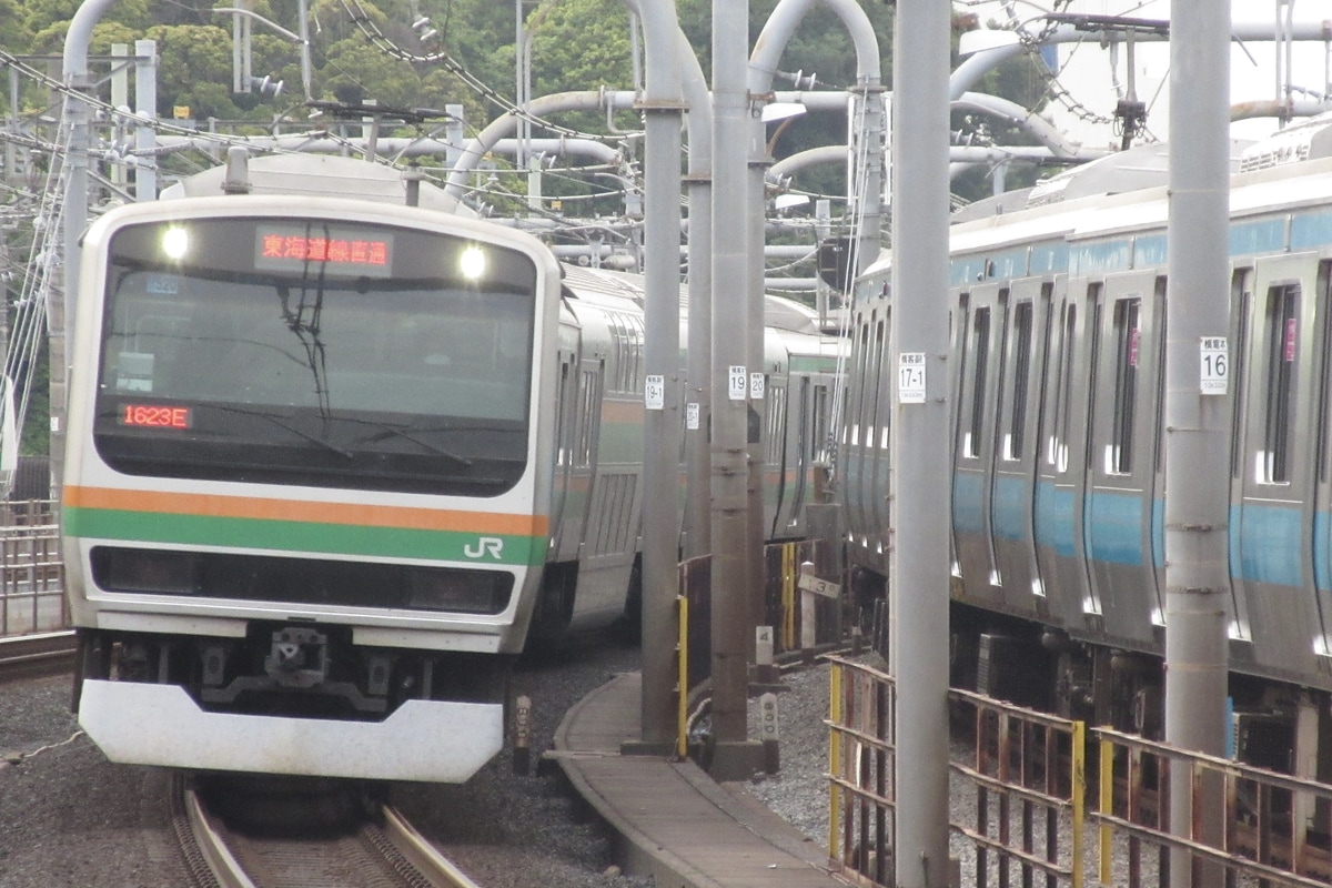 小山車両センター E231系 ヤマU520編成 の写真 |鉄道写真投稿サイトTrain-Directory